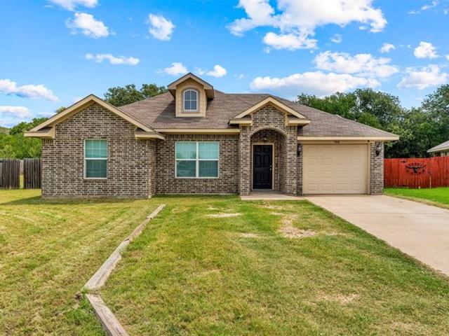 100 Tomahawk Dr, Lacy Lakeview, TX 76705