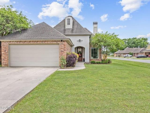 100 Tara Oak Dr, Carencro, LA 70520