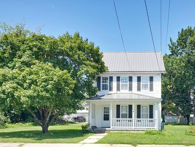 100 Third St, Harrington, DE 19952