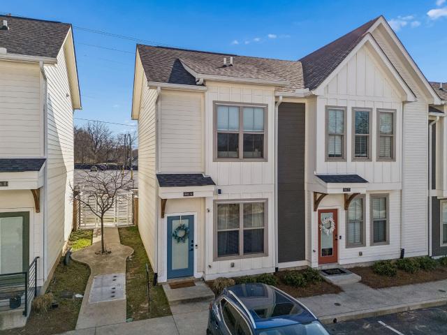 100 Thompson Ln # 6