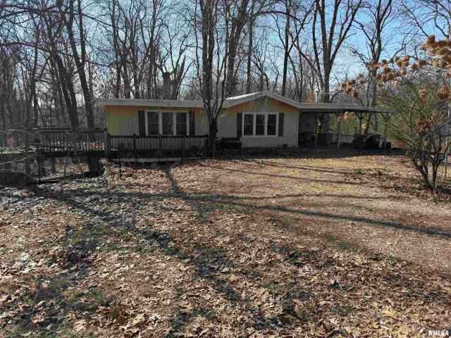 100 Thrush Ave, Pekin, IL 61554 | MLS #PA1264 | Compass