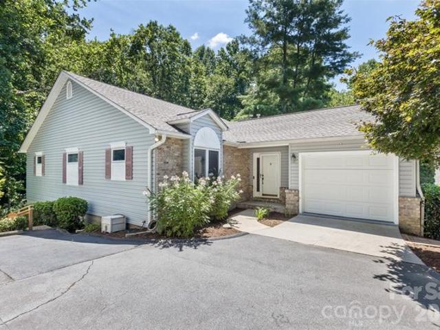 100 Titleist Way, Hendersonville, NC 28739