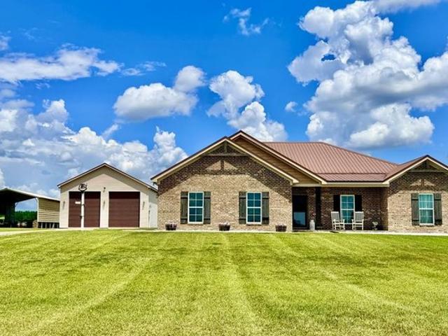 100 Truman Rd, Headland, AL 36345