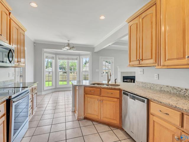 100 Tudor Place