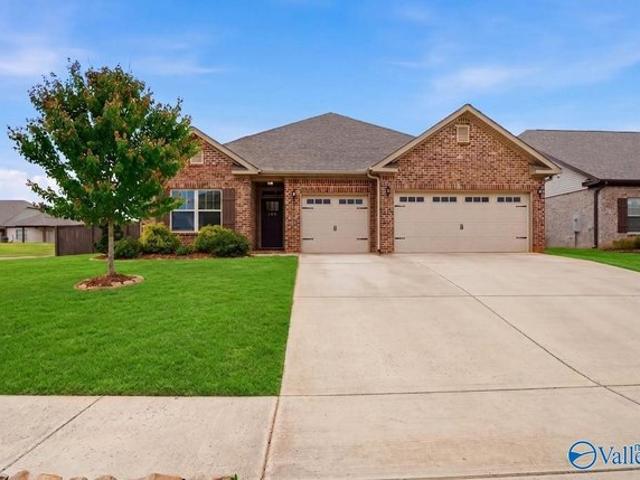 100 Vedra Cir, Meridianville, AL 35759