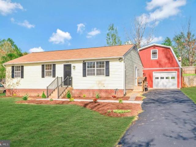 100 Vista Woods Rd, Stafford, VA 22556