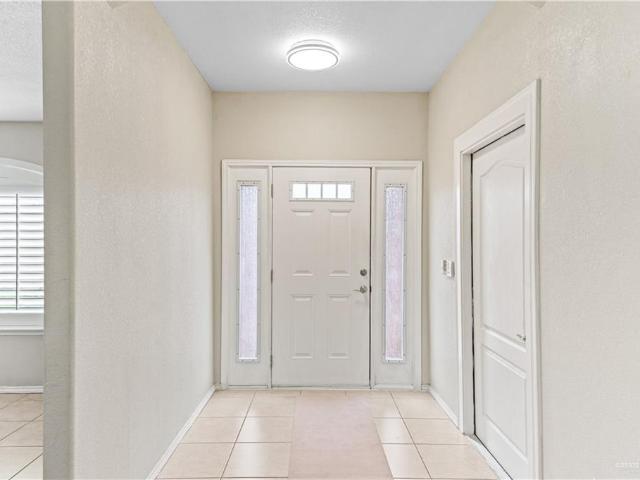 100 Xanthisma Avenue 125