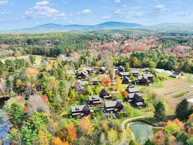 100A Steele Rd, Peterborough, NH 03458