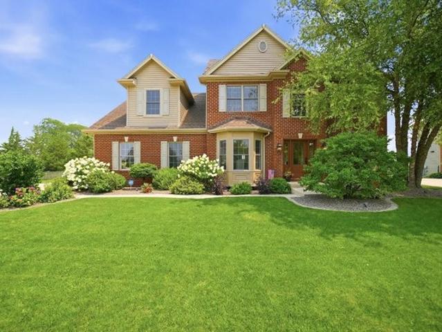 10143 California Ct, Crown Point, IN 46307