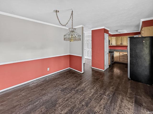 10140 Glen Lee Trail