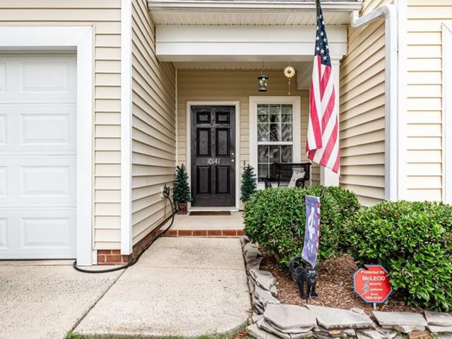 10141 Bessborough Dr, Raleigh, NC 27617