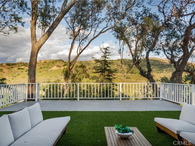 10141 Overhill Dr, North Tustin, CA 92705 | MLS #OC26077 | Compass