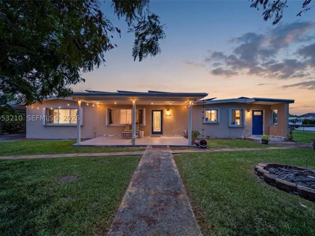 10141 SW 46th St, Miami, FL 33165