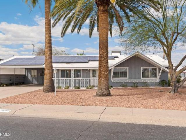 10142 W Desert Hills Dr, Sun City, AZ 85351