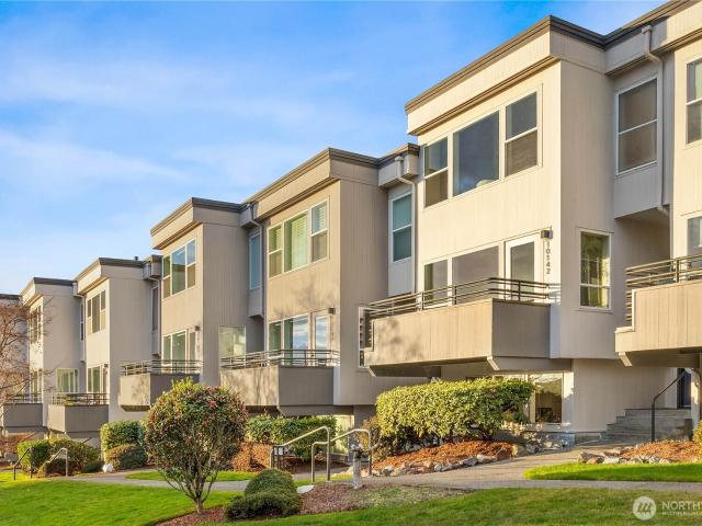 10142 NE 63rd St, Kirkland, WA 98033 | MLS #2486 | Compass