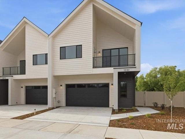 10149 W Southerland Dr, Boise, ID 83709