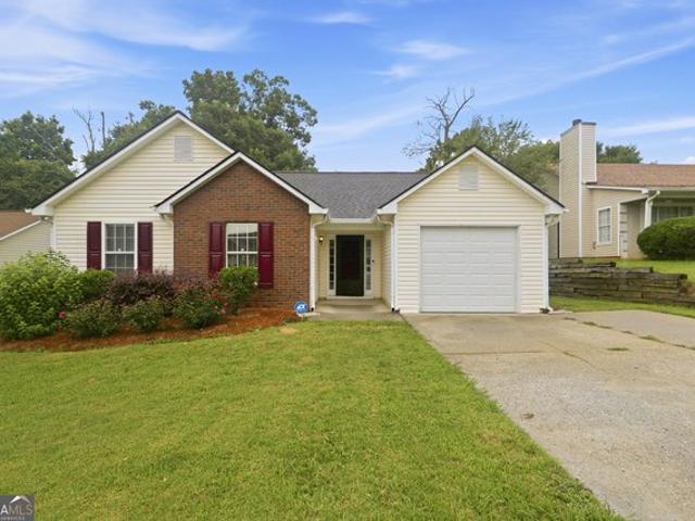 1014 Maple Leaf Rdg, Jonesboro, GA 30238