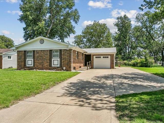 1014 N Verda St, Wichita, KS 67203