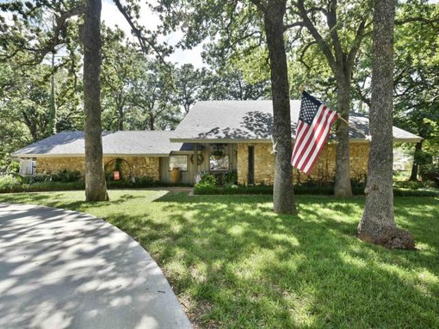 1014 Oakview Dr, Duncan, OK 73533