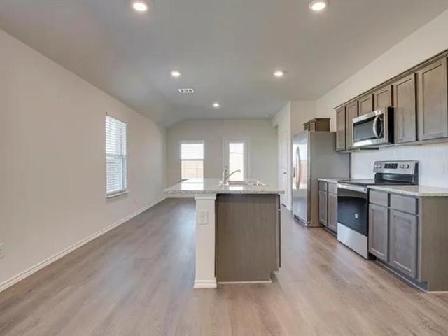 1014 Amistad Loop