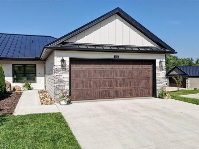 1014 Beech Ave, Millersburg, OH 44654