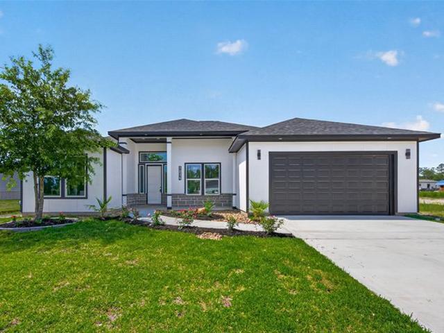 1014 Exotic Pine Dr, Huffman, TX 77336
