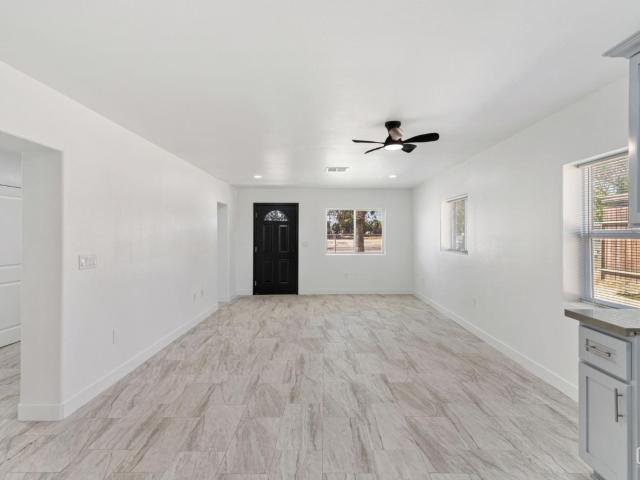 1014 E Casa Loma Drive