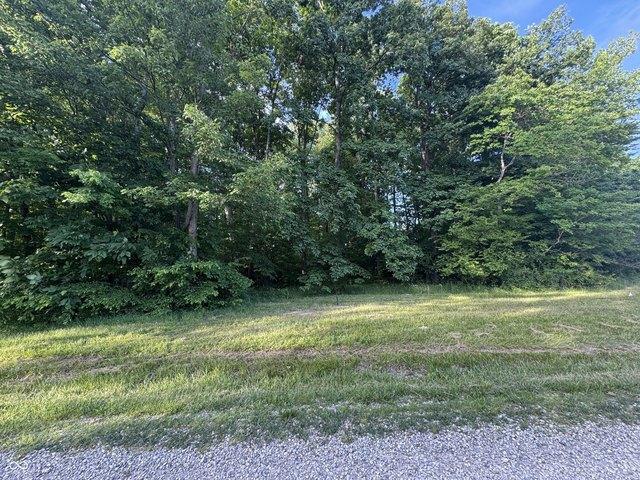 1014 E Allegheny Trl, Greensburg, IN 47240