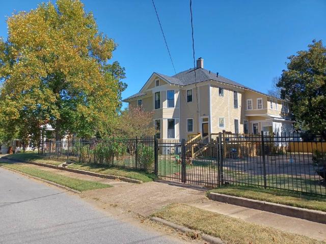 1014 E Main Street