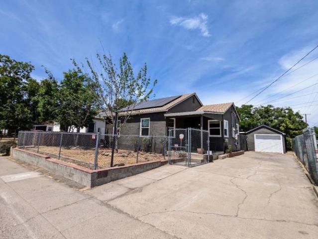 1014 Eleanor Ave, Sacramento, CA 95815