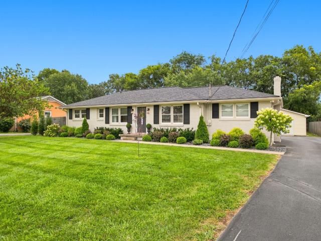 1014 Hickory Ct
