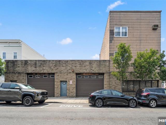 1014 Kennedy Boulevard