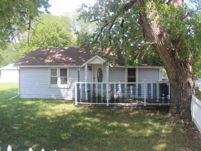 1014 Kennedy Dr, Yankton, SD 57078