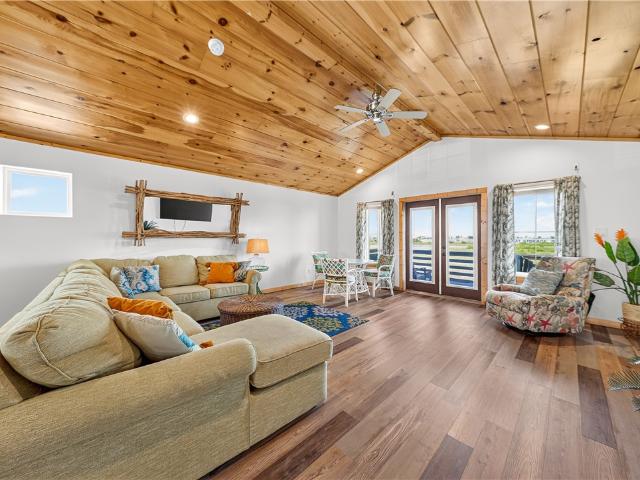 1014 State Highway 361