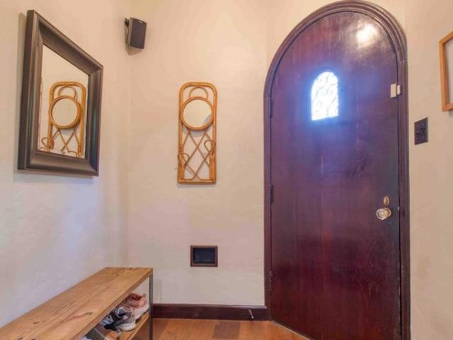 1014 Stearns Dr, Los Angeles, CA 90035 | MLS #P1 26701 | Compass