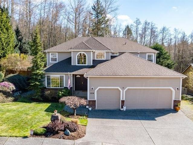1014 S 38th Pl, Mount Vernon, WA 98274