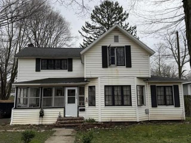 1014 Seventh St, Three Rivers, MI 49093
