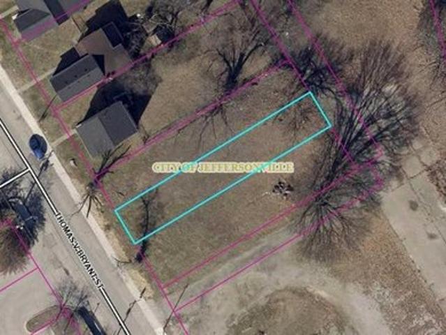 1014 Thomas V Bryant Dr, Jeffersonville, IN 47130