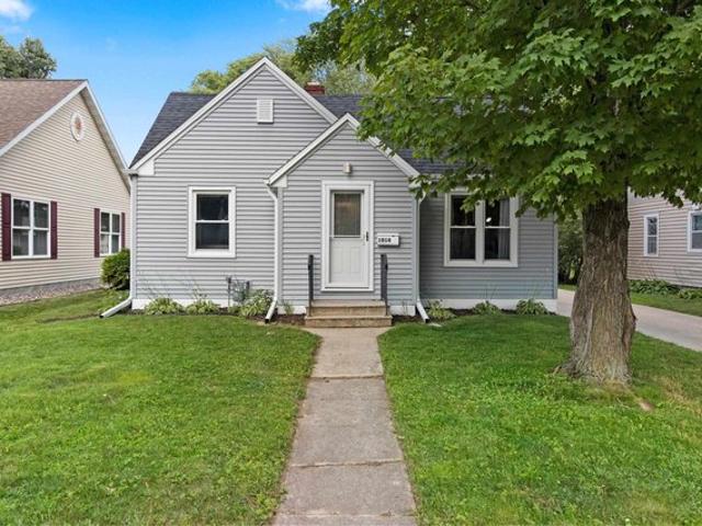 1014 Wilson Ave, Green Bay, WI 54303