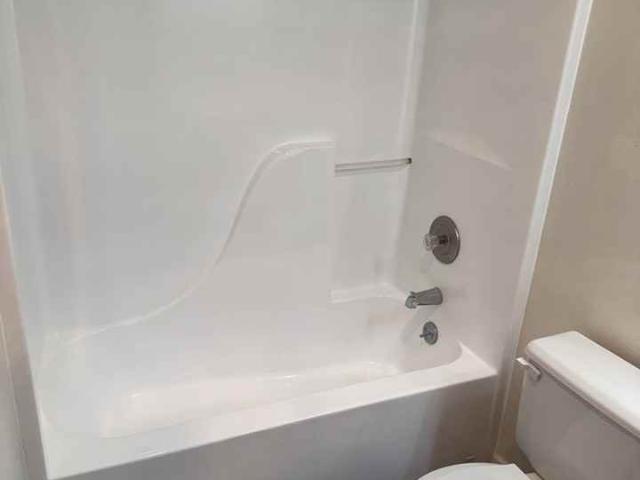 1014 37th Street 2 Bedroom Apartment for Rent at 1014 37th St Se, Auburn, WA 98002 South Auburn