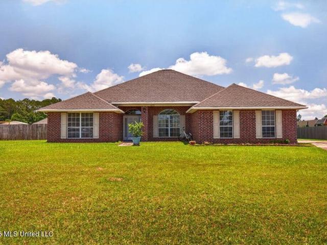10152 Lake Forest Dr, Vancleave, MS 39565