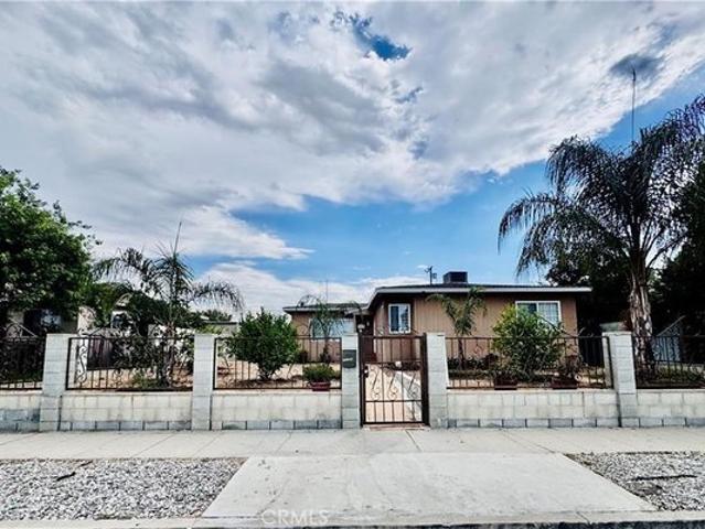 10152 Stanwin Ave, Arleta, CA 91331