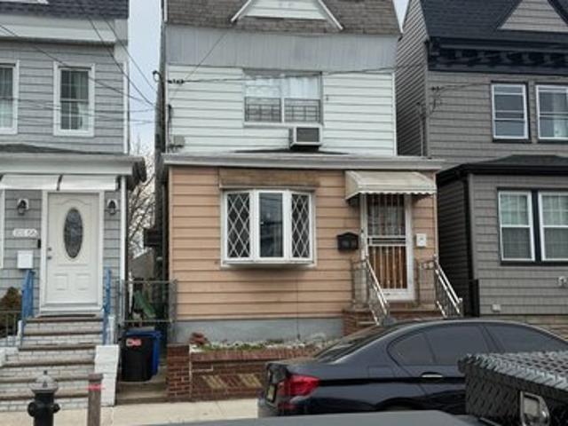 10154 rd St, Ozone Park, NY 11416