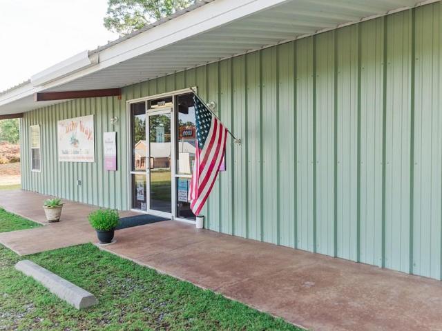 10155 Us Highway 11 N
