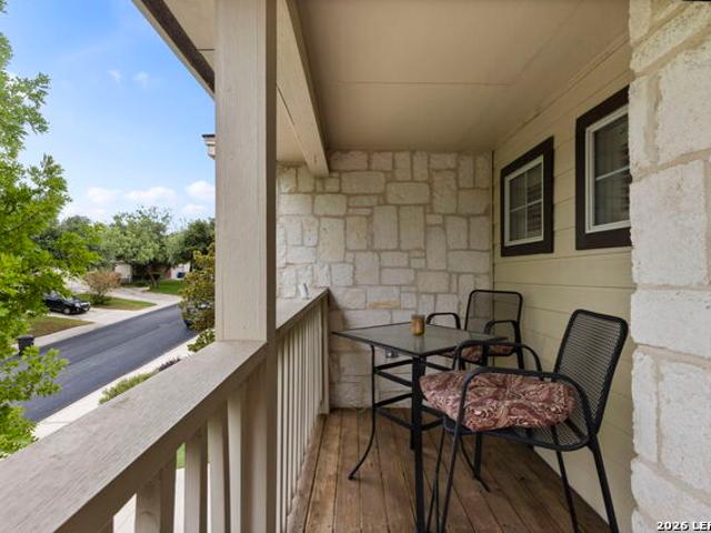 1015 Magnolia Bnd