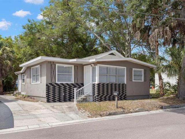 1015 Metto St, Clearwater, FL 33755