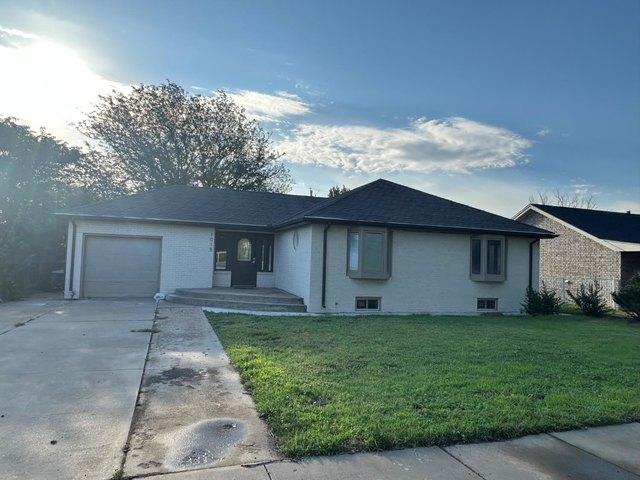 1015 N Jordan Ave, Liberal, KS 67901