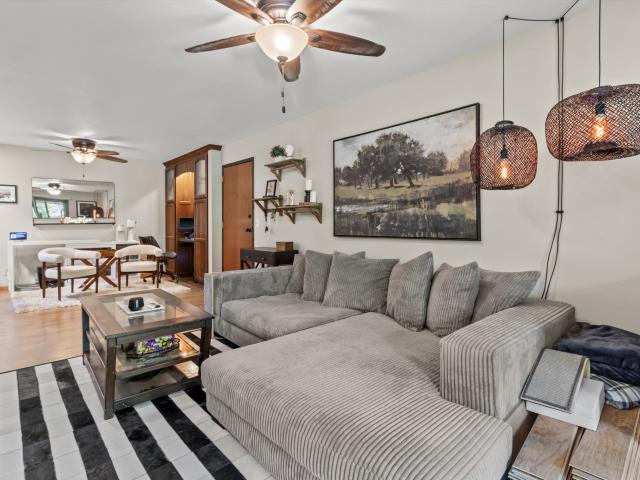 1015 N Sunnyvale Lane