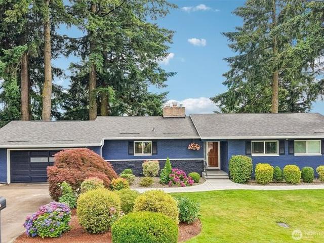 1015 NE 64th St, Vancouver, WA 98665