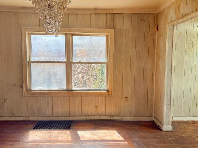 1015 New Jersey St, Gary, IN 46403 | MLS #837093 | Compass